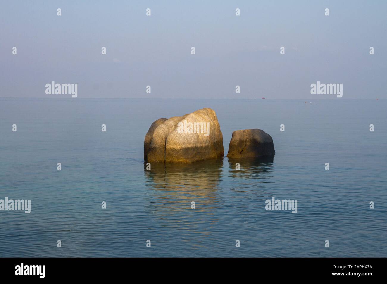 Thailand rocks on sea Stock Photo - Alamy
