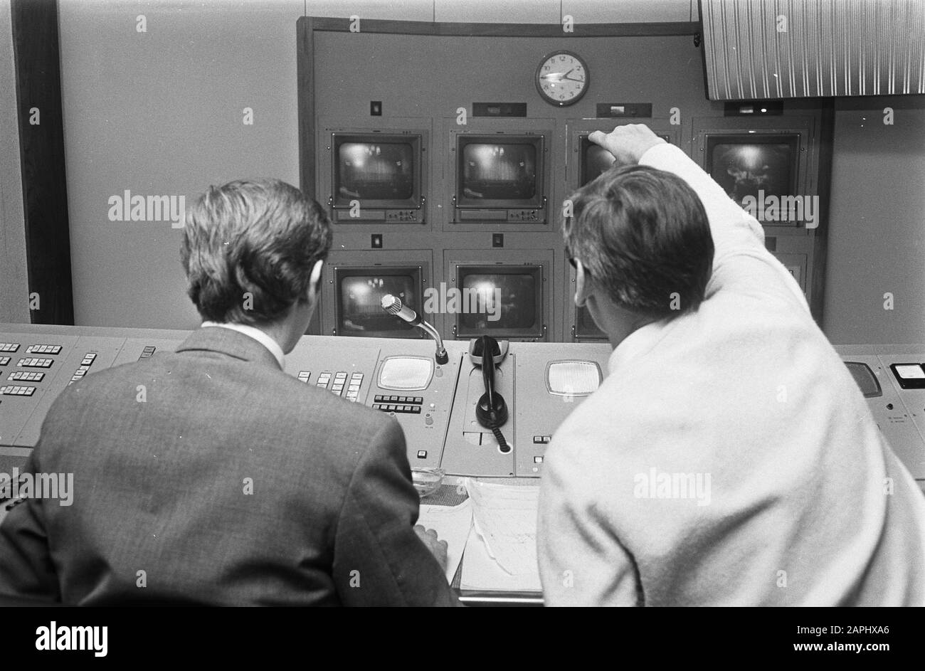 Color studio of the NTS Description: The control room Date: October 2 ...