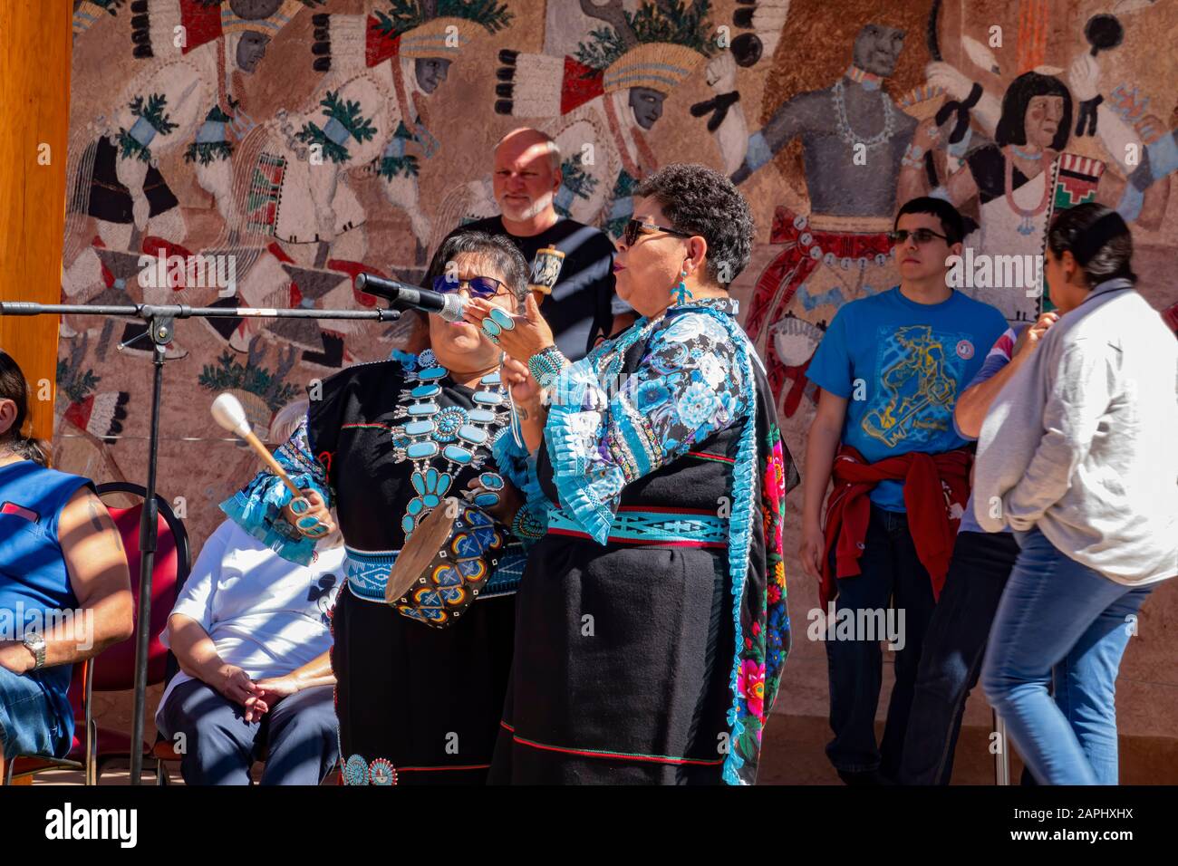 Zuni culture hi-res stock photography and images - Alamy