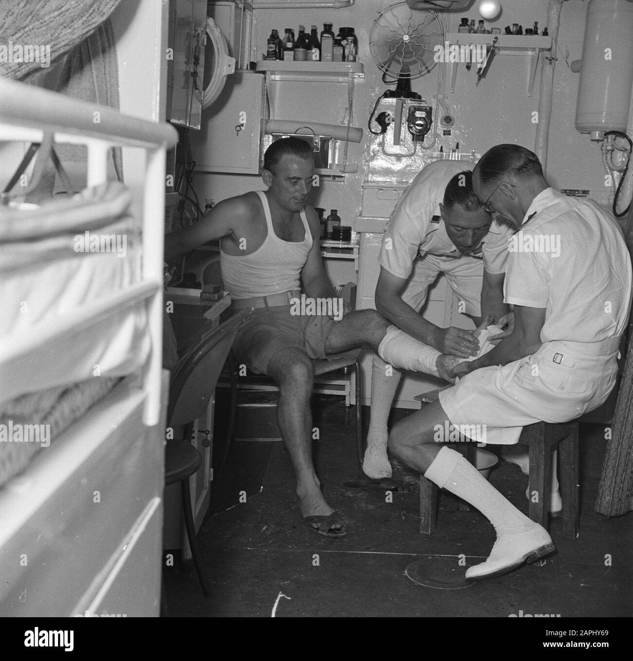 Ship doctor hi-res stock photography and images - Alamy