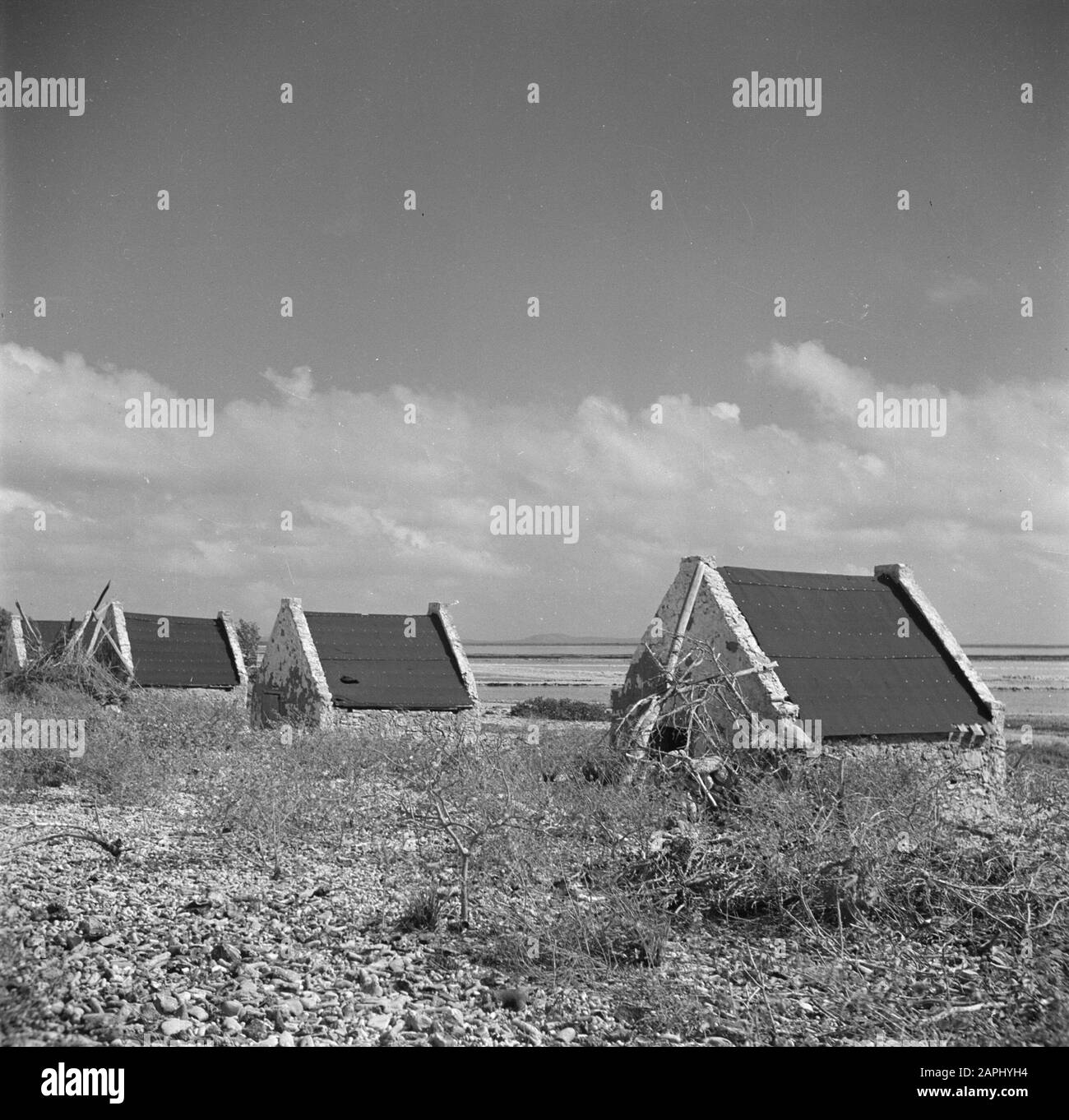Slave housing Black and White Stock Photos & Images - Alamy