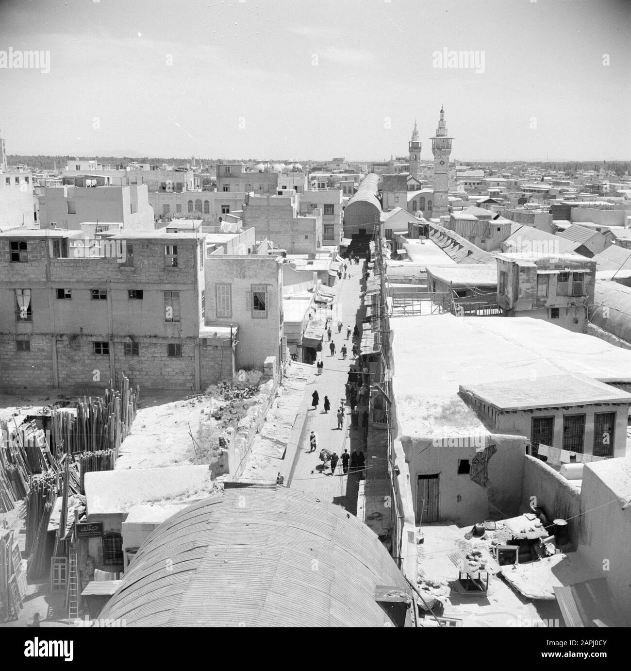 Street called straight damascus Black and White Stock Photos & Images ...