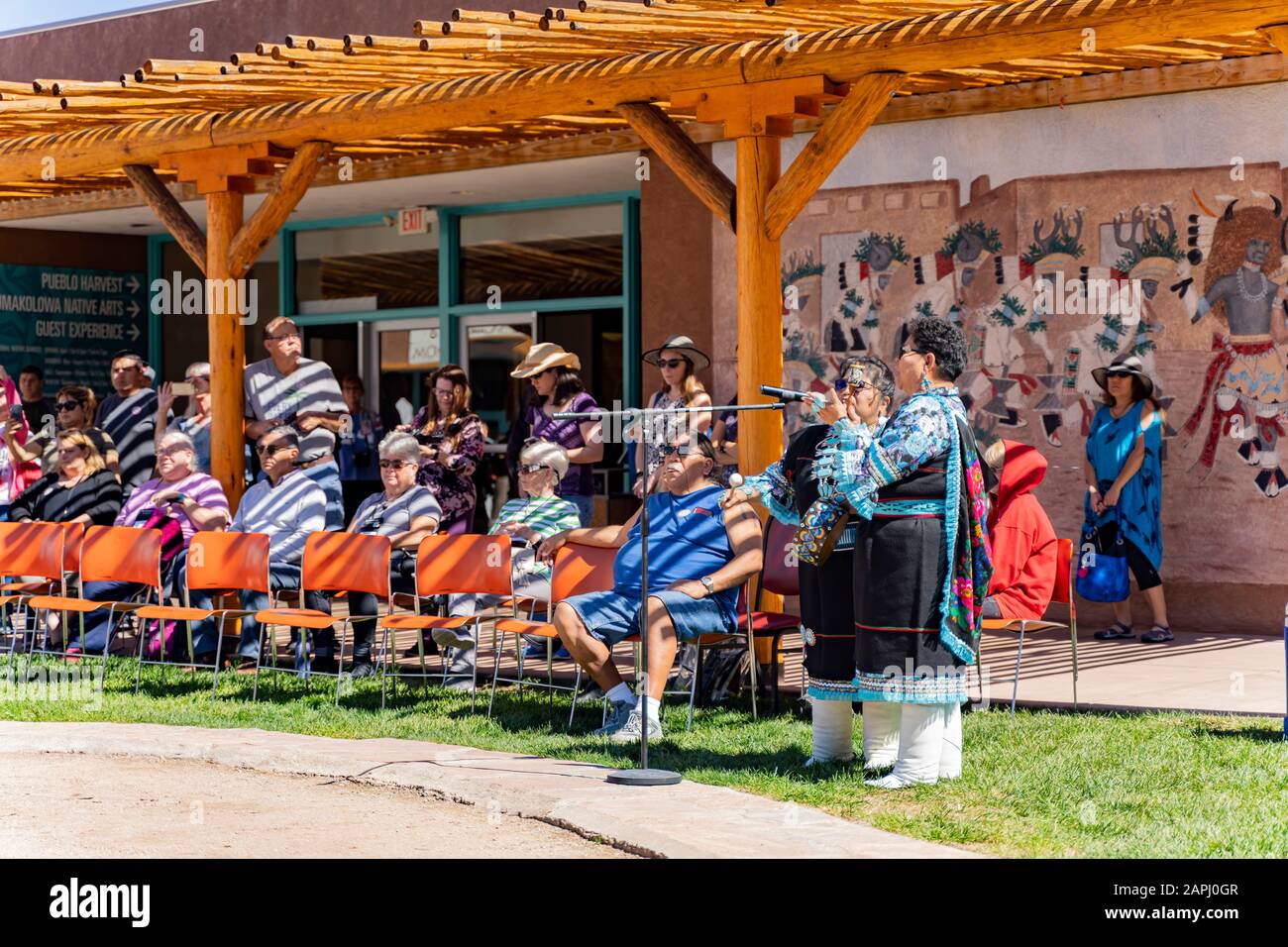 Zuni culture hi-res stock photography and images - Alamy