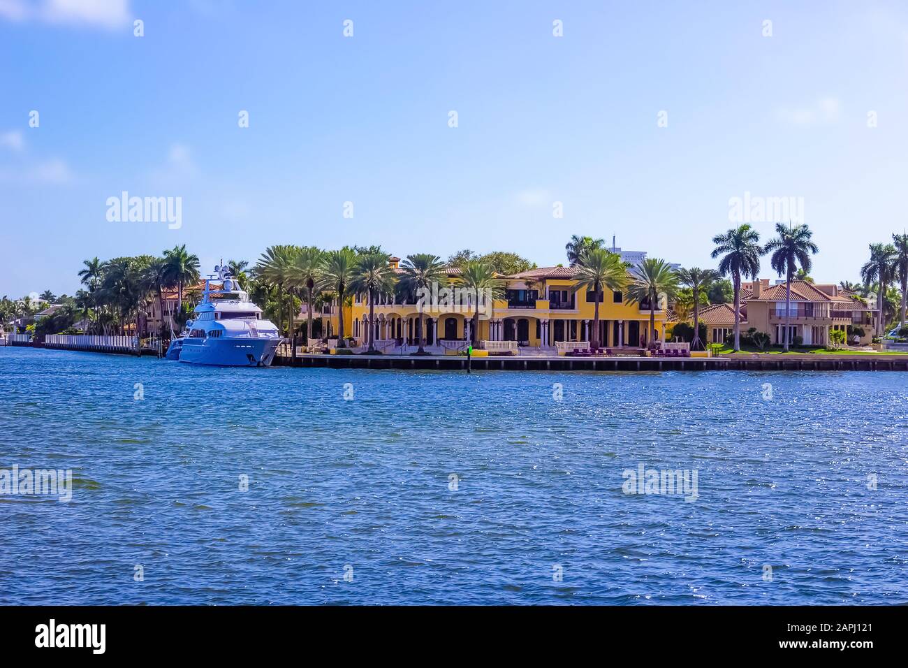 Luxury mansion in exclusive part of Fort Lauderdale known as small ...