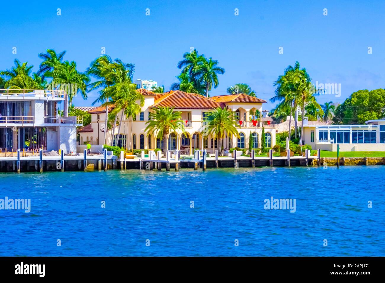 Luxury mansion in exclusive part of Fort Lauderdale known as small ...