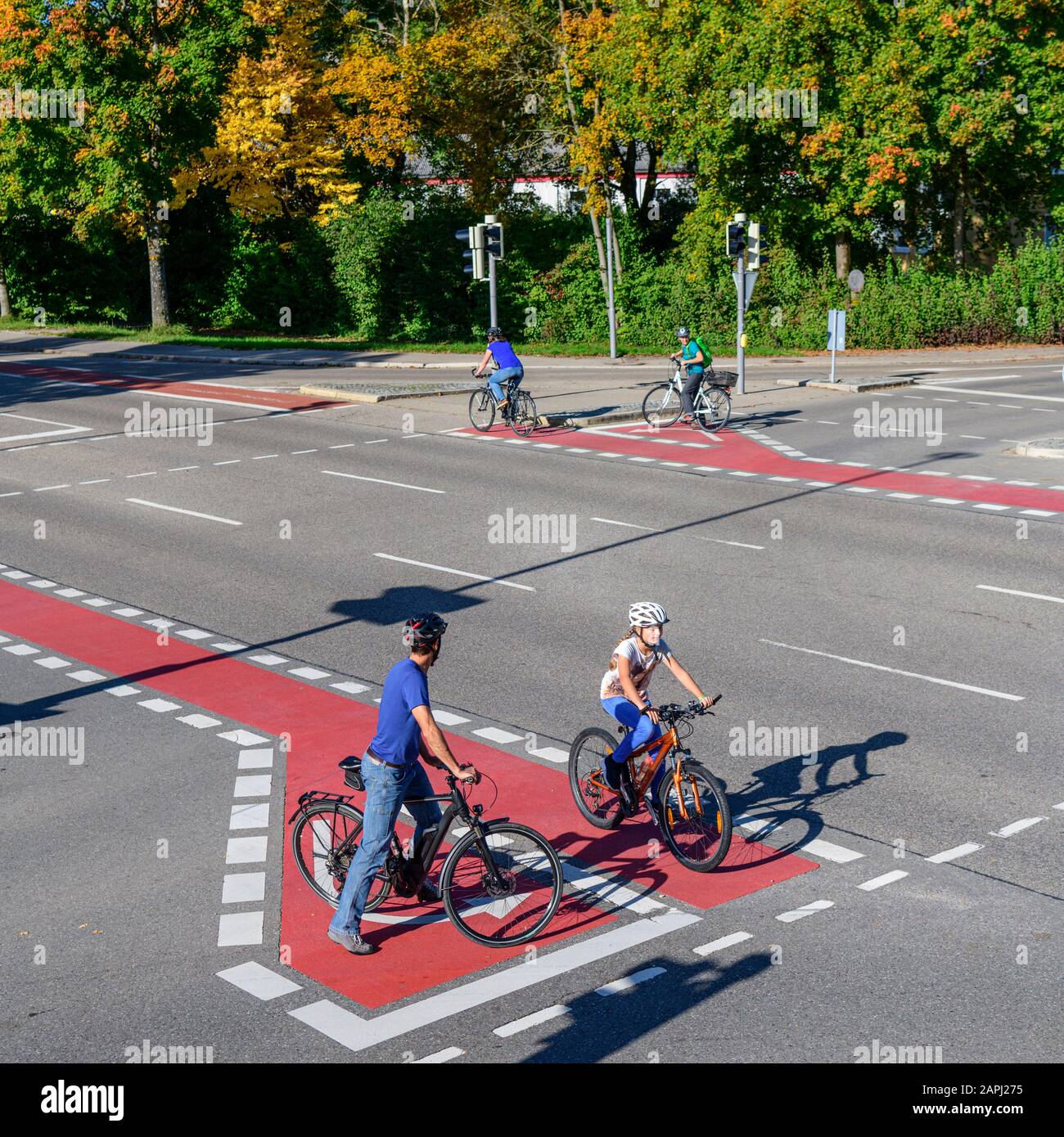 Cycle junction network hi-res stock photography and images - Alamy
