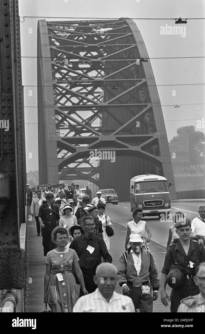 28 july 1964 hi-res stock photography and images - Alamy
