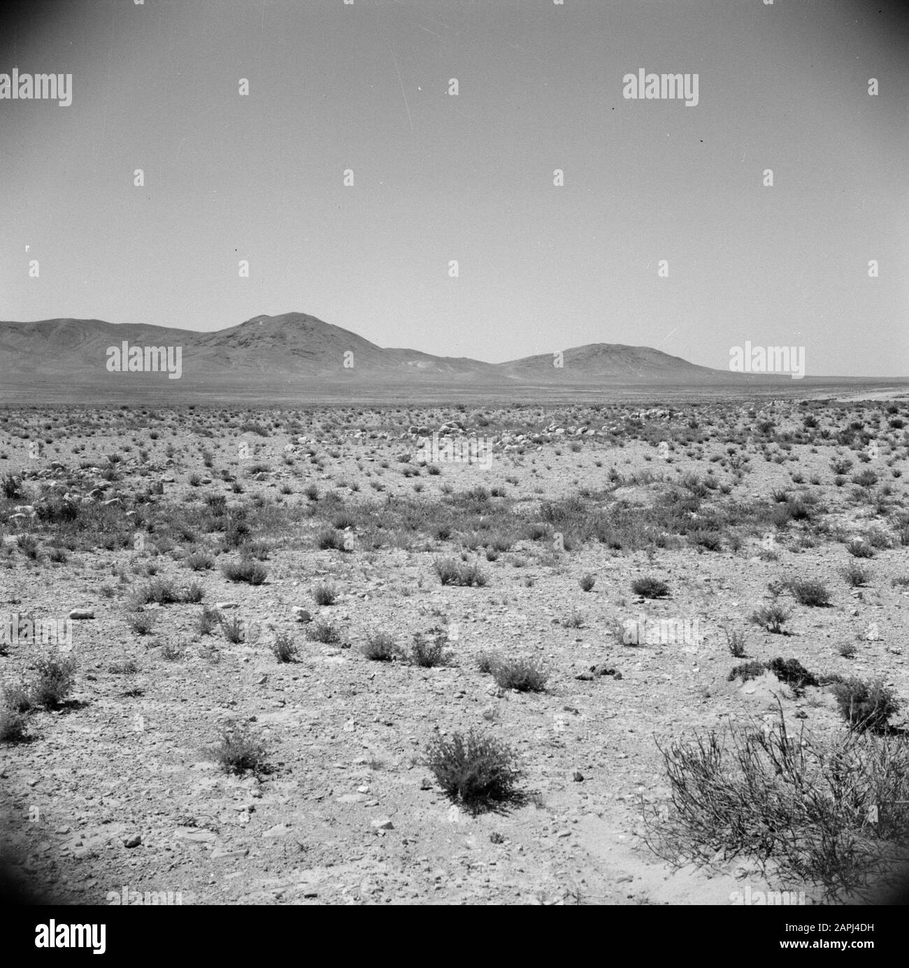 Desert description Black and White Stock Photos & Images - Alamy