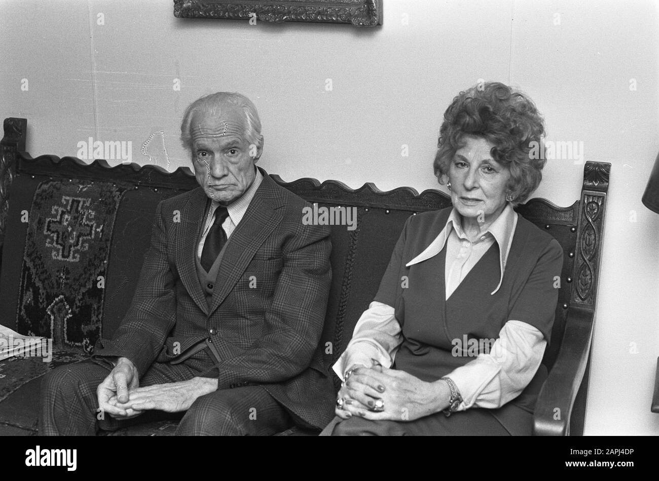 Winner of the title Miss Elderly Description: The winner with her ...
