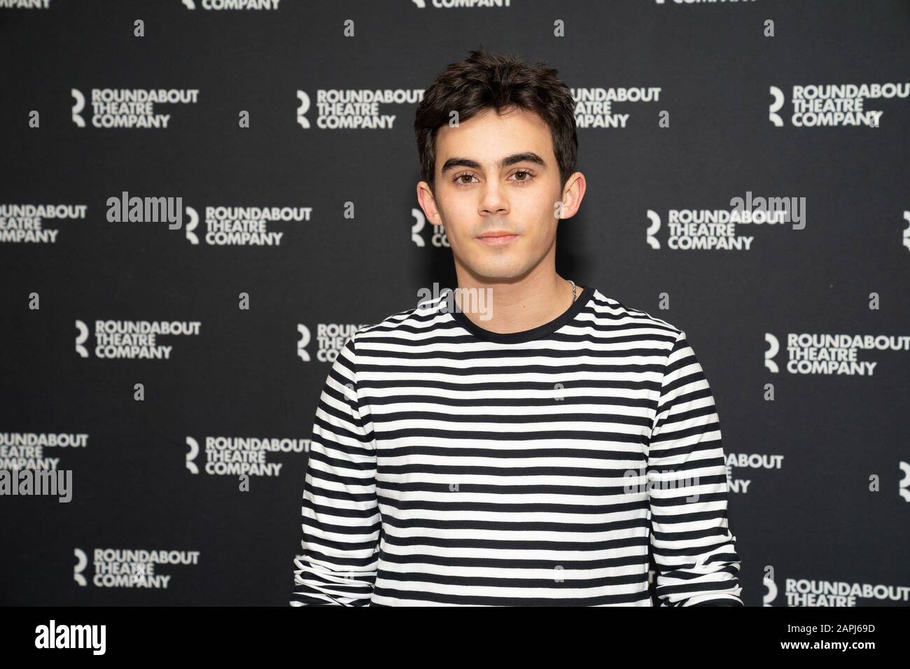 Everett alvarez hi-res stock photography and images - Alamy