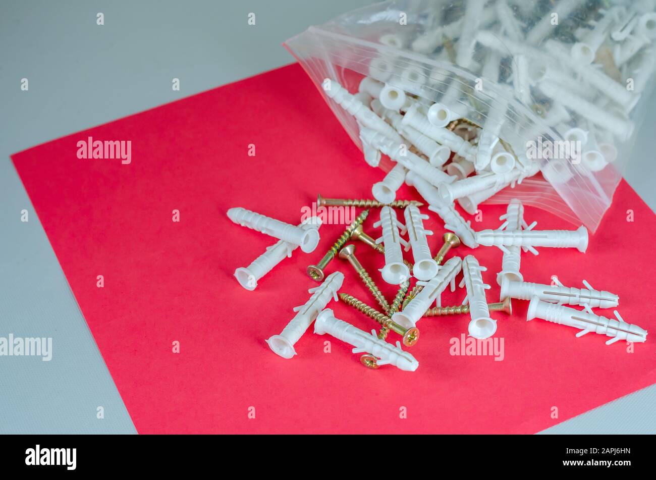 Plastic bag strength hi-res stock photography and images - Alamy