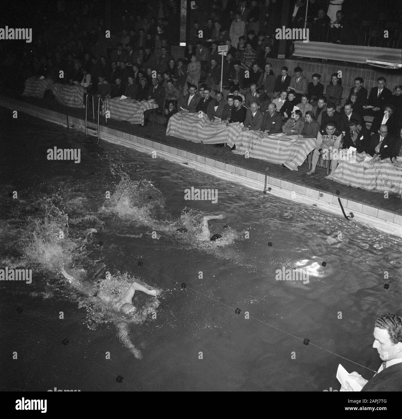 Swimming pool audience Black and White Stock Photos & Images - Alamy