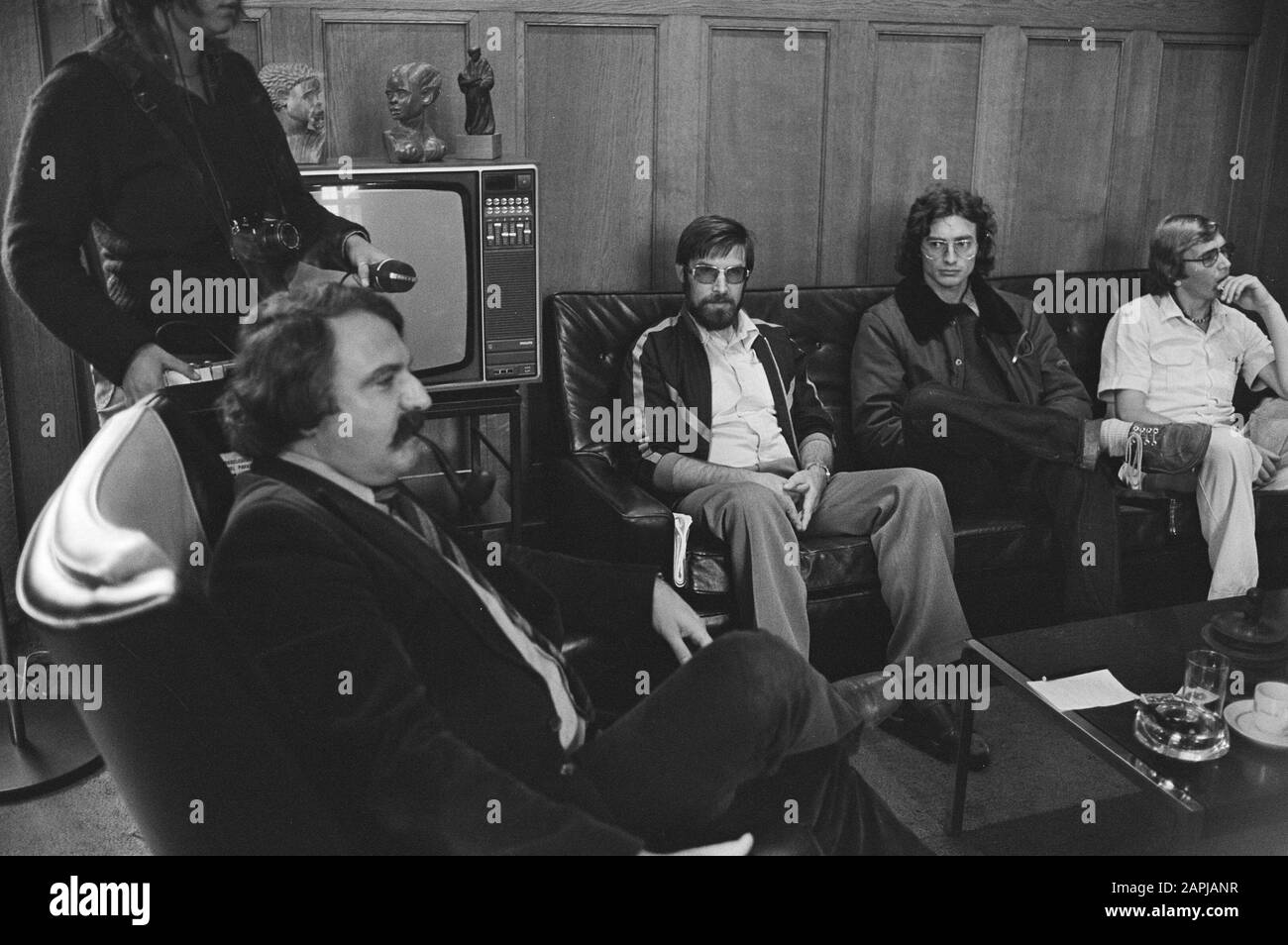 Strike leader paul rosenmoller Black and White Stock Photos & Images ...