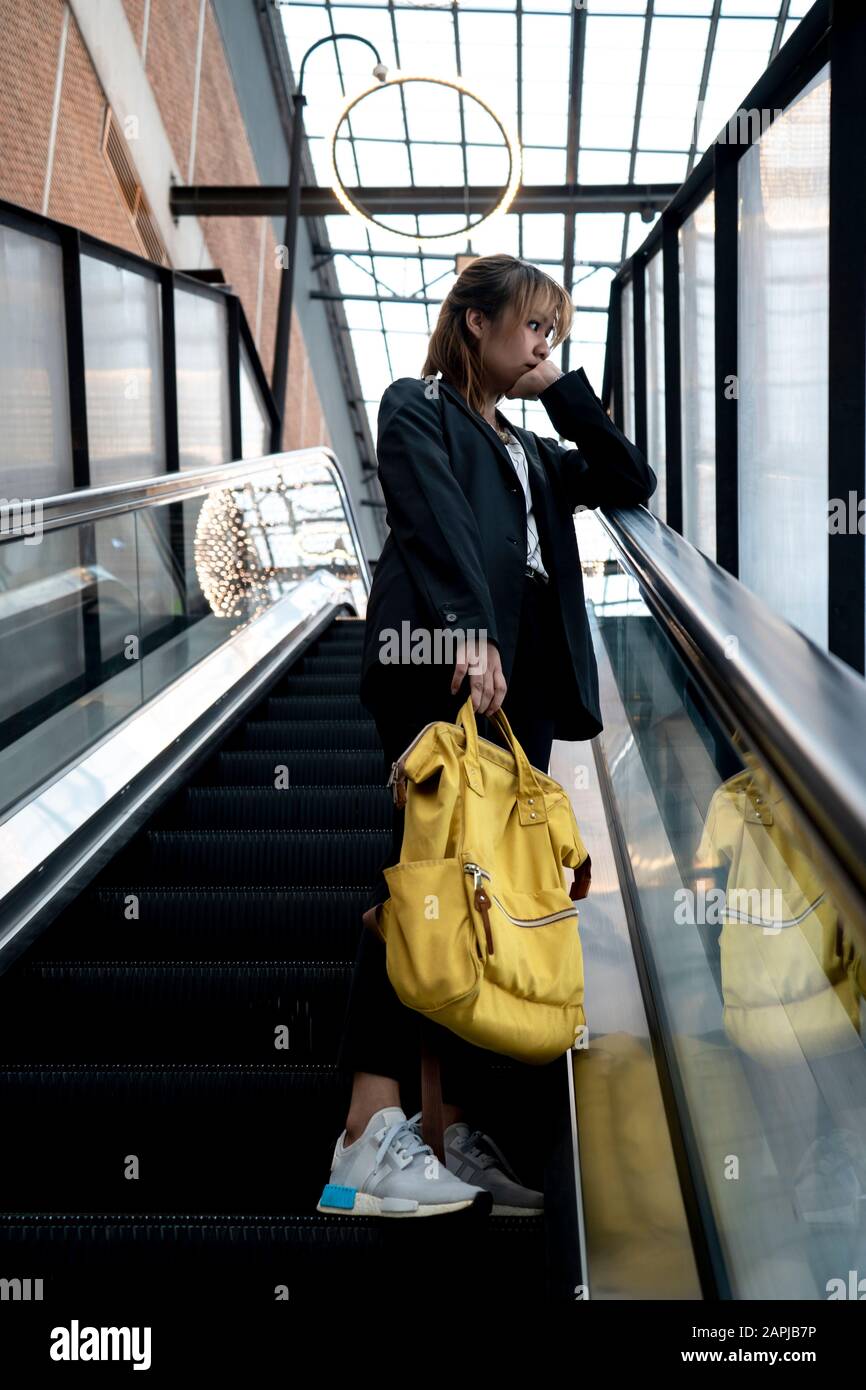 Prop on elbow hi-res stock photography and images - Alamy