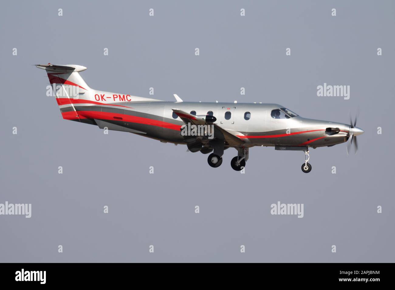 Pilatus pc 12 cargo aircraft hi-res stock photography and images - Alamy