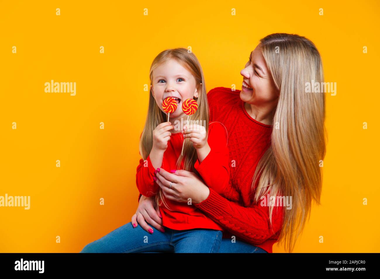 Candy child mother hi-res stock photography and images - Alamy