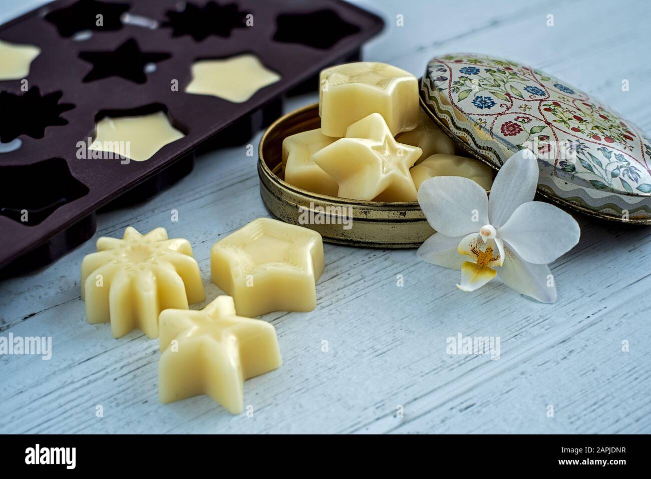 Butter mold hi-res stock photography and images - Alamy