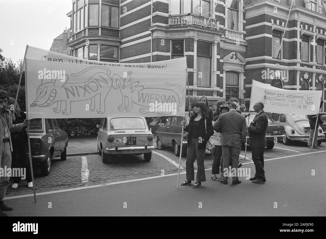 Ralph holland Black and White Stock Photos & Images - Alamy