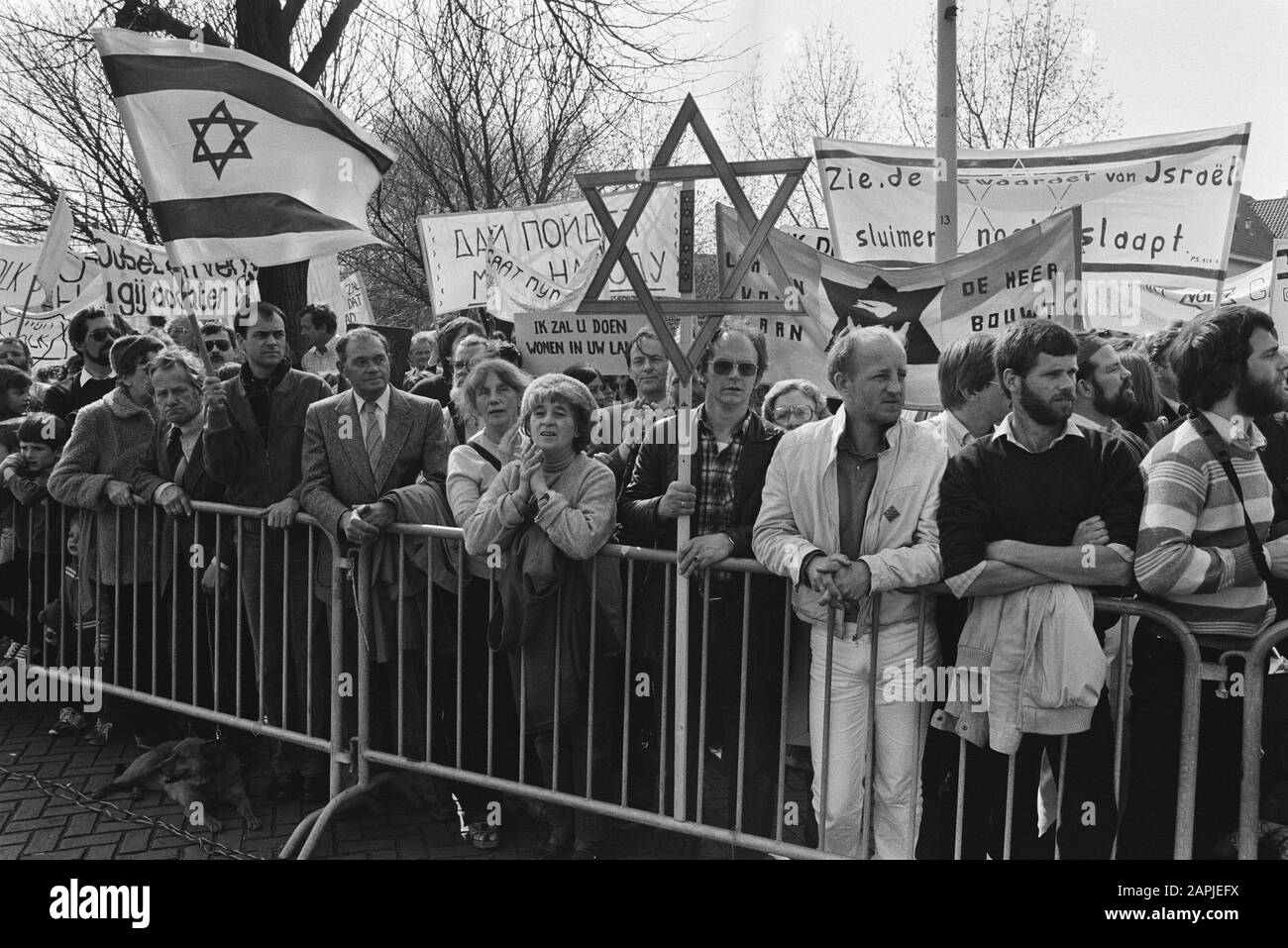 Soviet union flag 1983 hi-res stock photography and images - Alamy