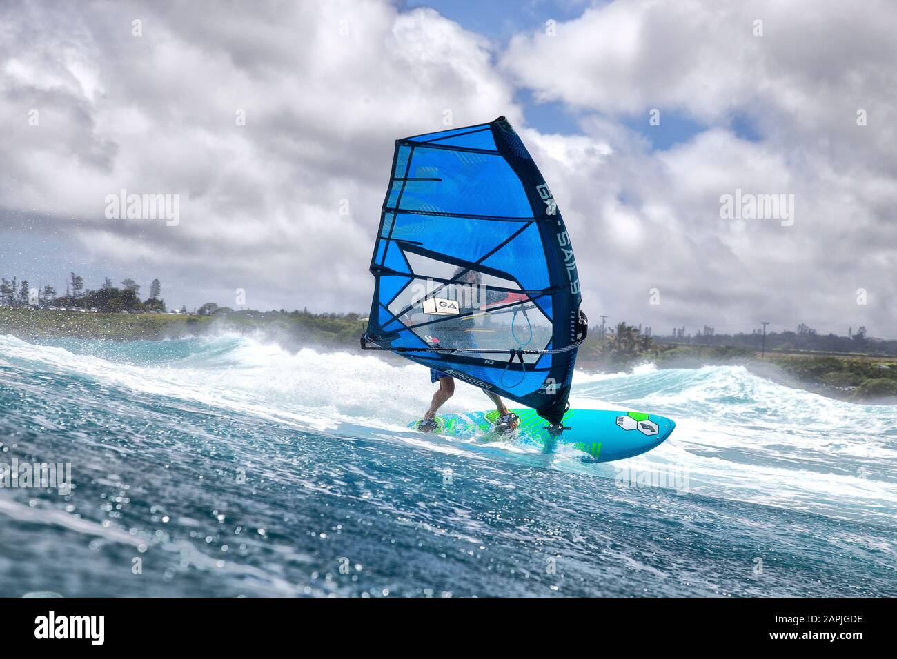 Windsurfing hawaii hi-res stock photography and images - Alamy