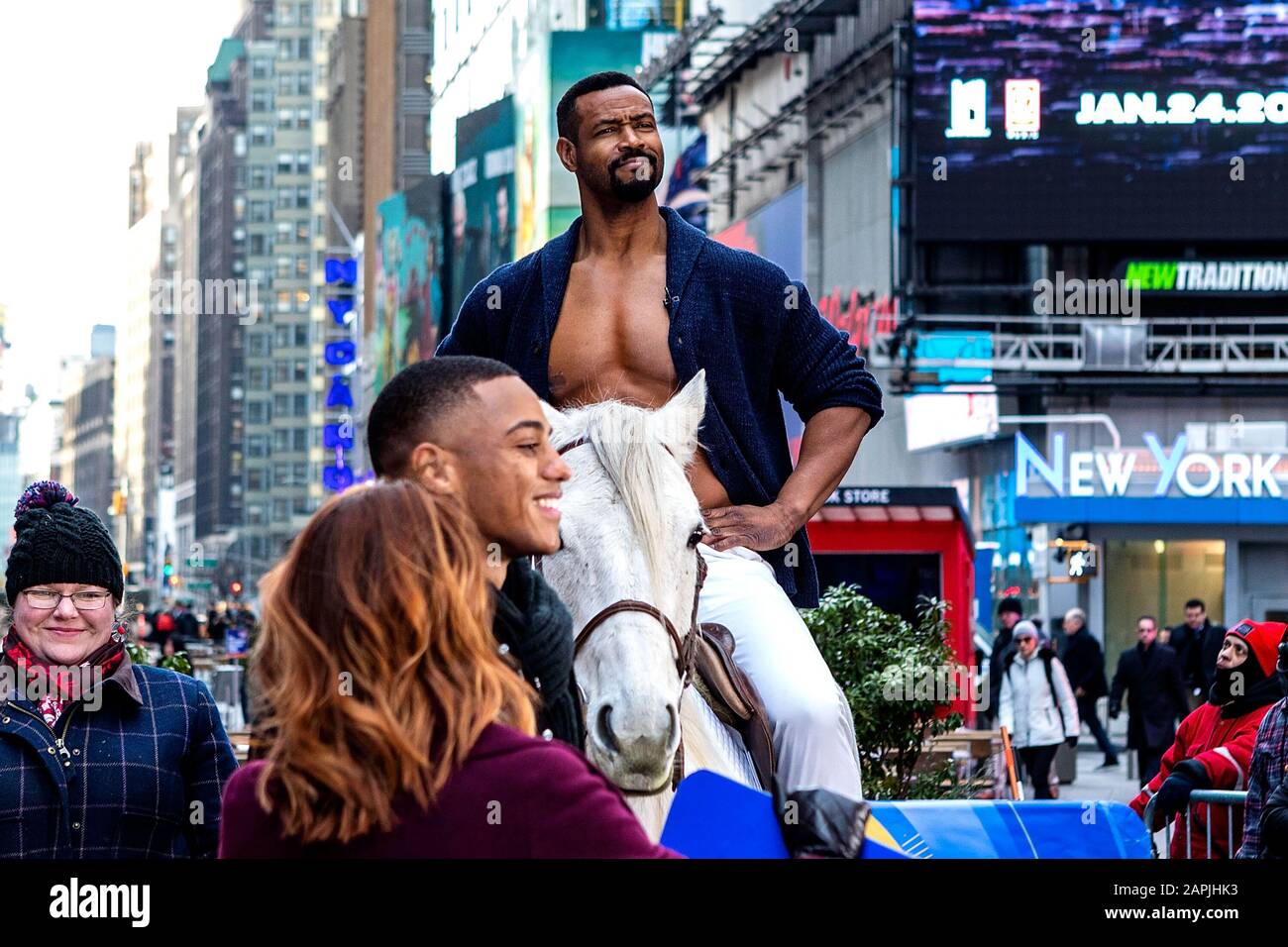 New York, NY, USA. 23rd Jan, 2020. Old Spice Guy, Isaiah Mustafa makes ...