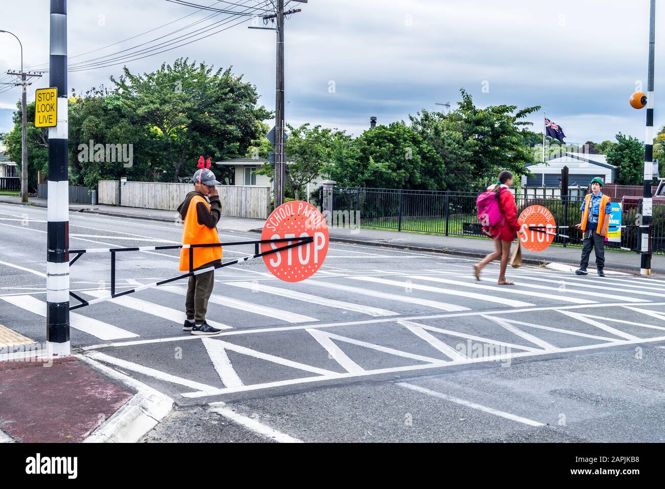 School crossing patrol hi-res stock photography and images - Alamy