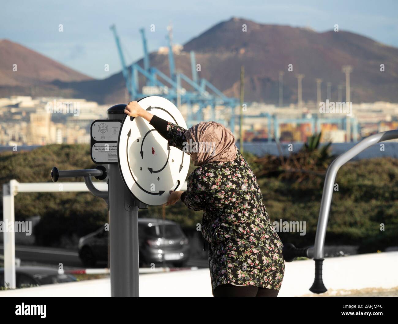 Woman wearing hijab exercising hi-res stock photography and images - Alamy