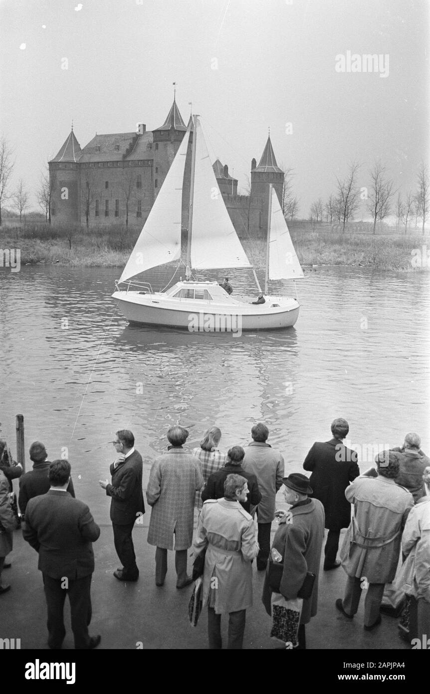 Hiswa boat hi-res stock photography and images - Alamy