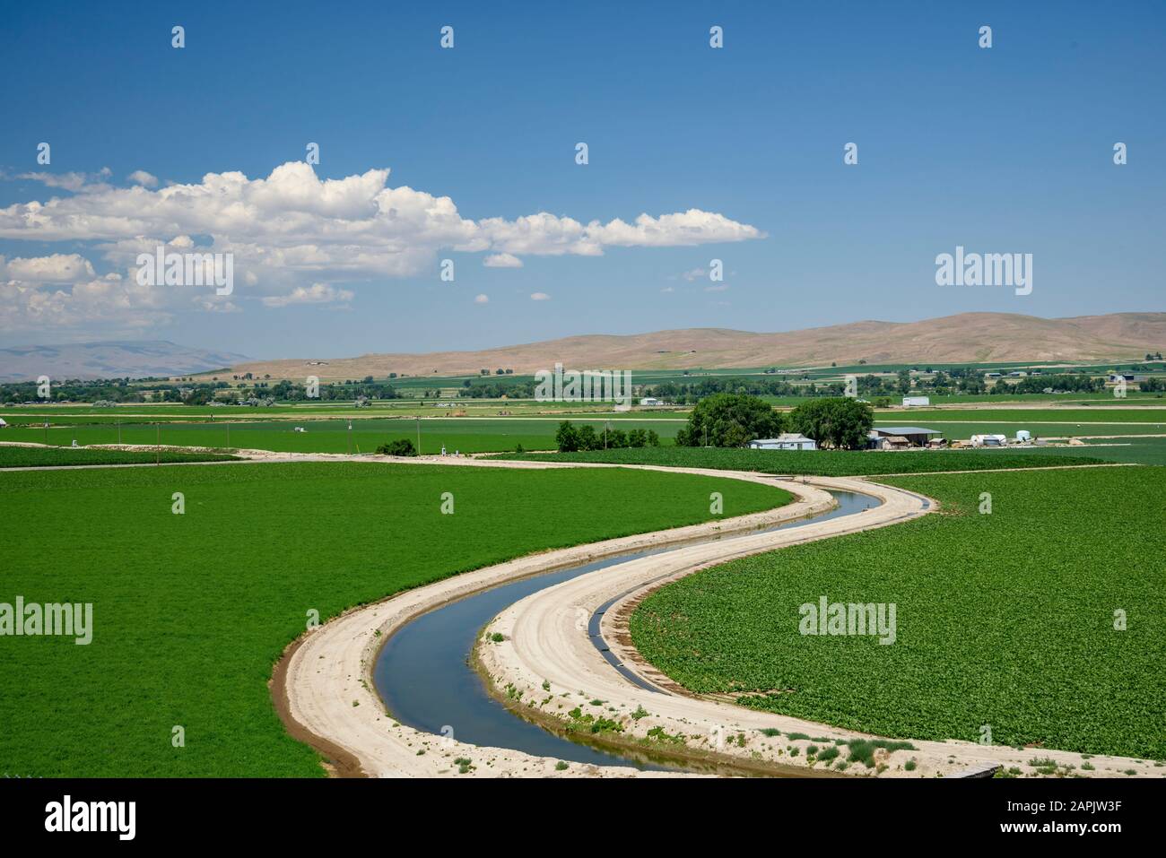 Irrigation canal and farms in Vale Valley, eastern Oregon Stock Photo ...