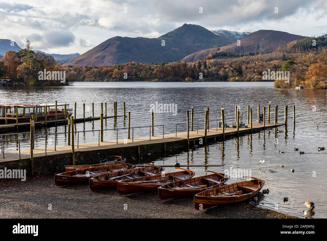 Derwentwater boat hi-res stock photography and images - Alamy