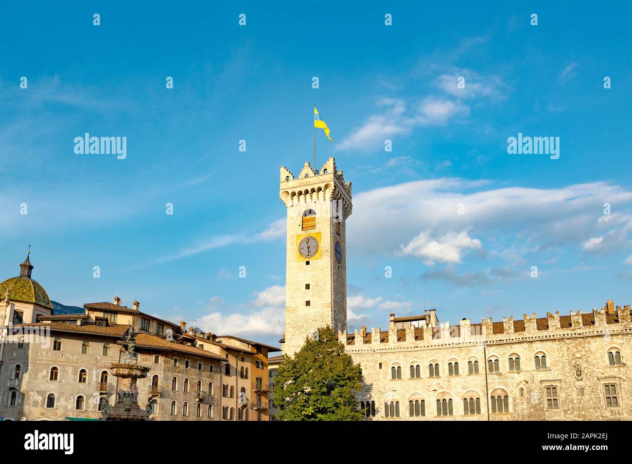 Renaissance buildings hi-res stock photography and images - Alamy