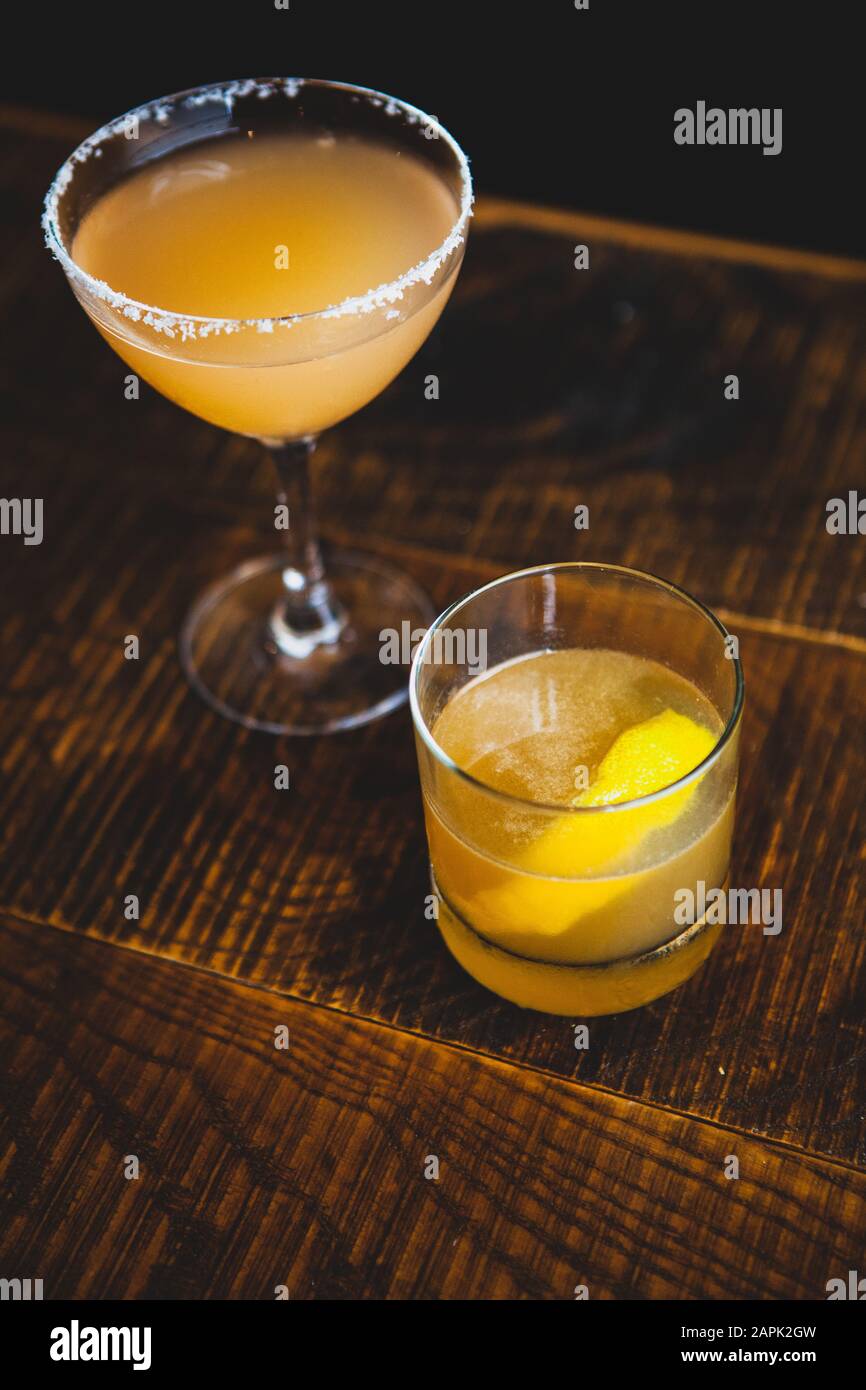 Restaurants alcohol hi-res stock photography and images - Alamy
