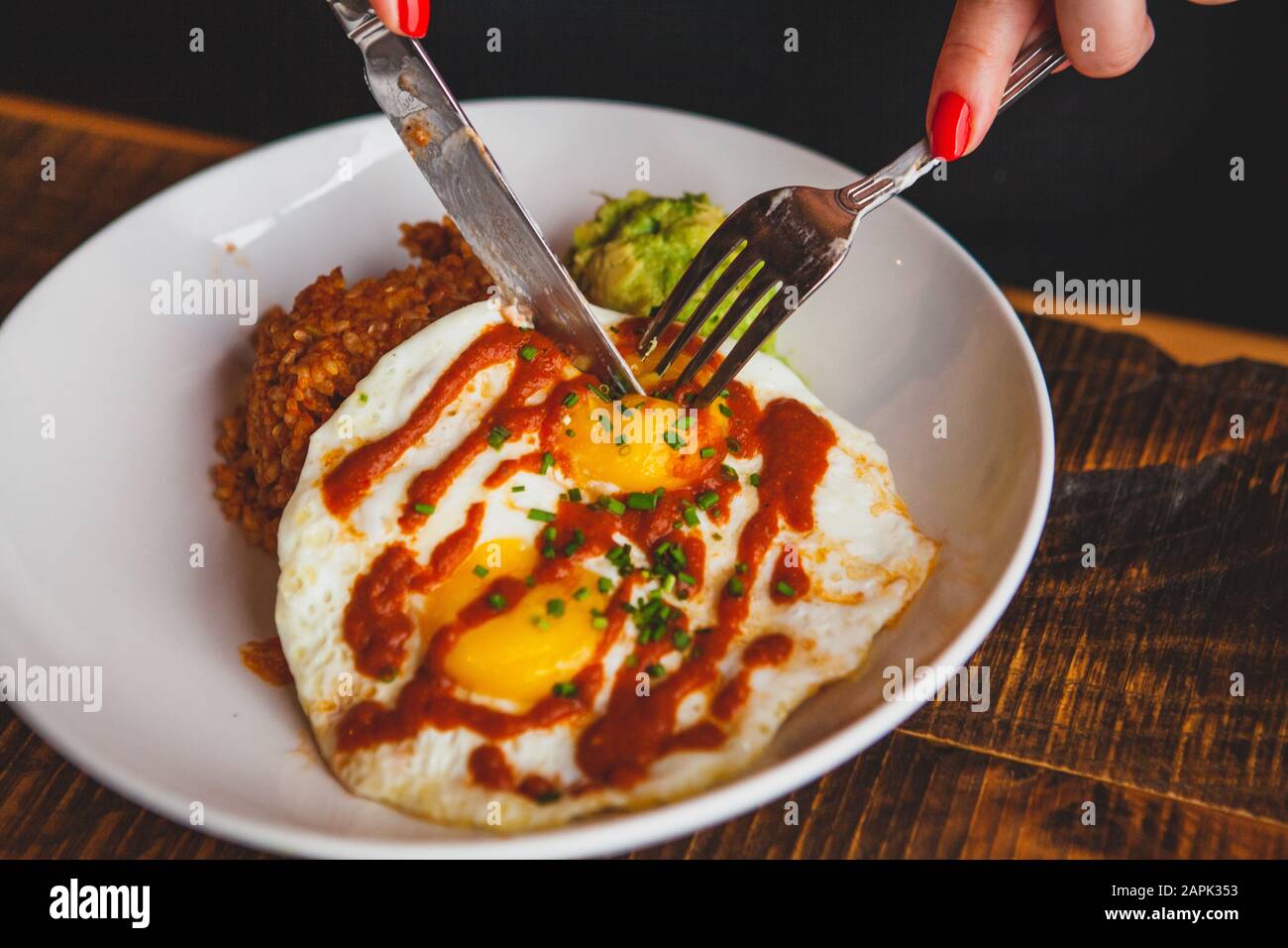 Huevos rancheros guacamole hi-res stock photography and images - Alamy