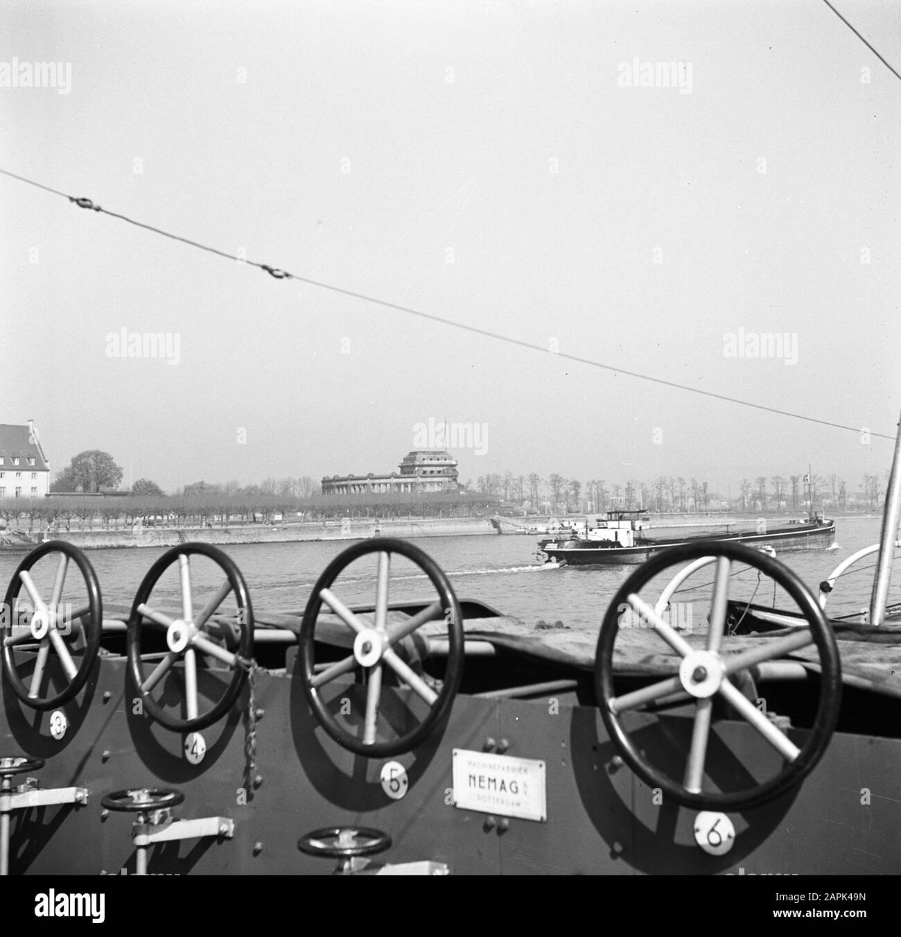 Rhine navigation, report from tug Damco 9: West Germany Description ...