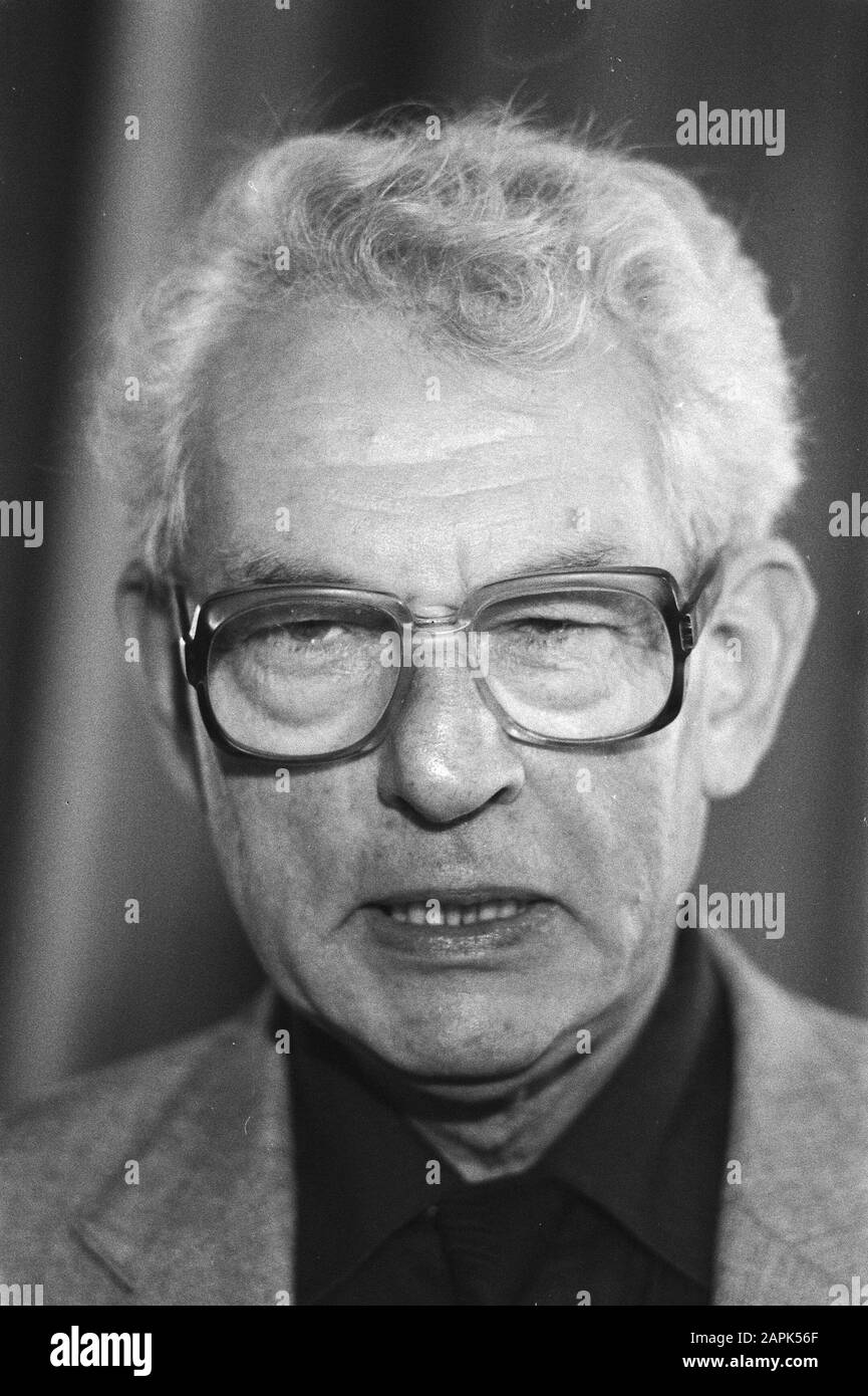 Ex-MP Marcus Bakker (CPN) presents biography Description: Mr. Marcus ...
