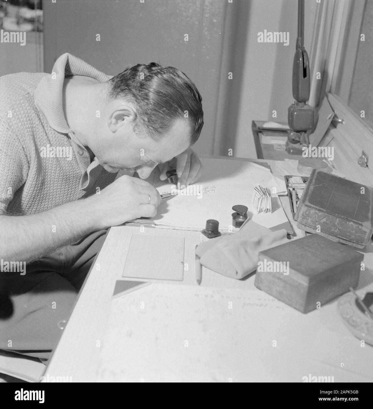 Israel diamond worker hi-res stock photography and images - Alamy