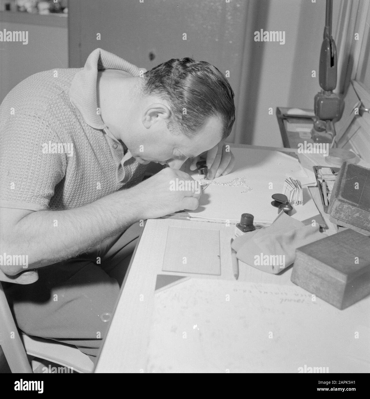 Cutting diamonds israel hi-res stock photography and images - Alamy