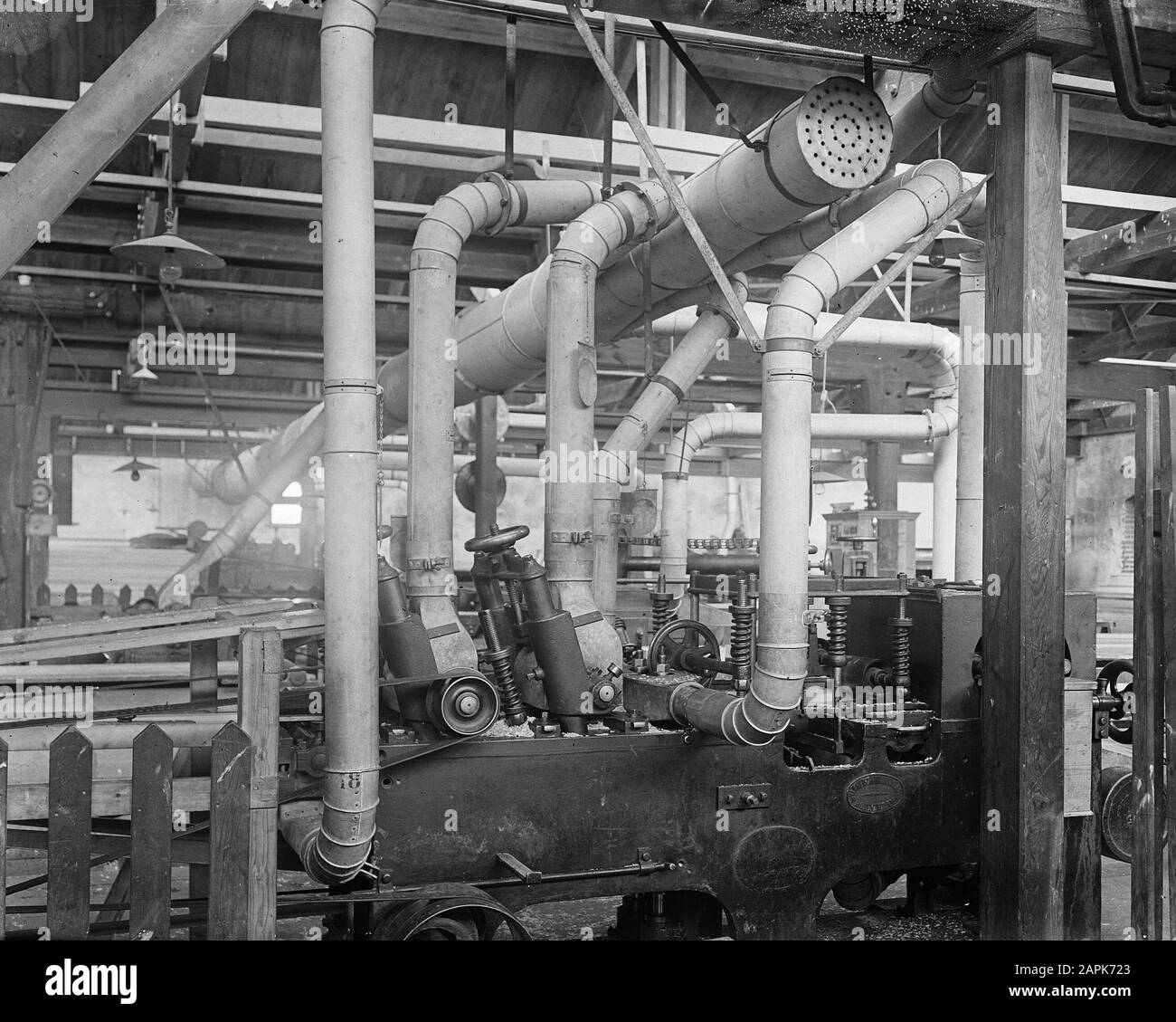 Dust removal efficiency hi-res stock photography and images - Alamy