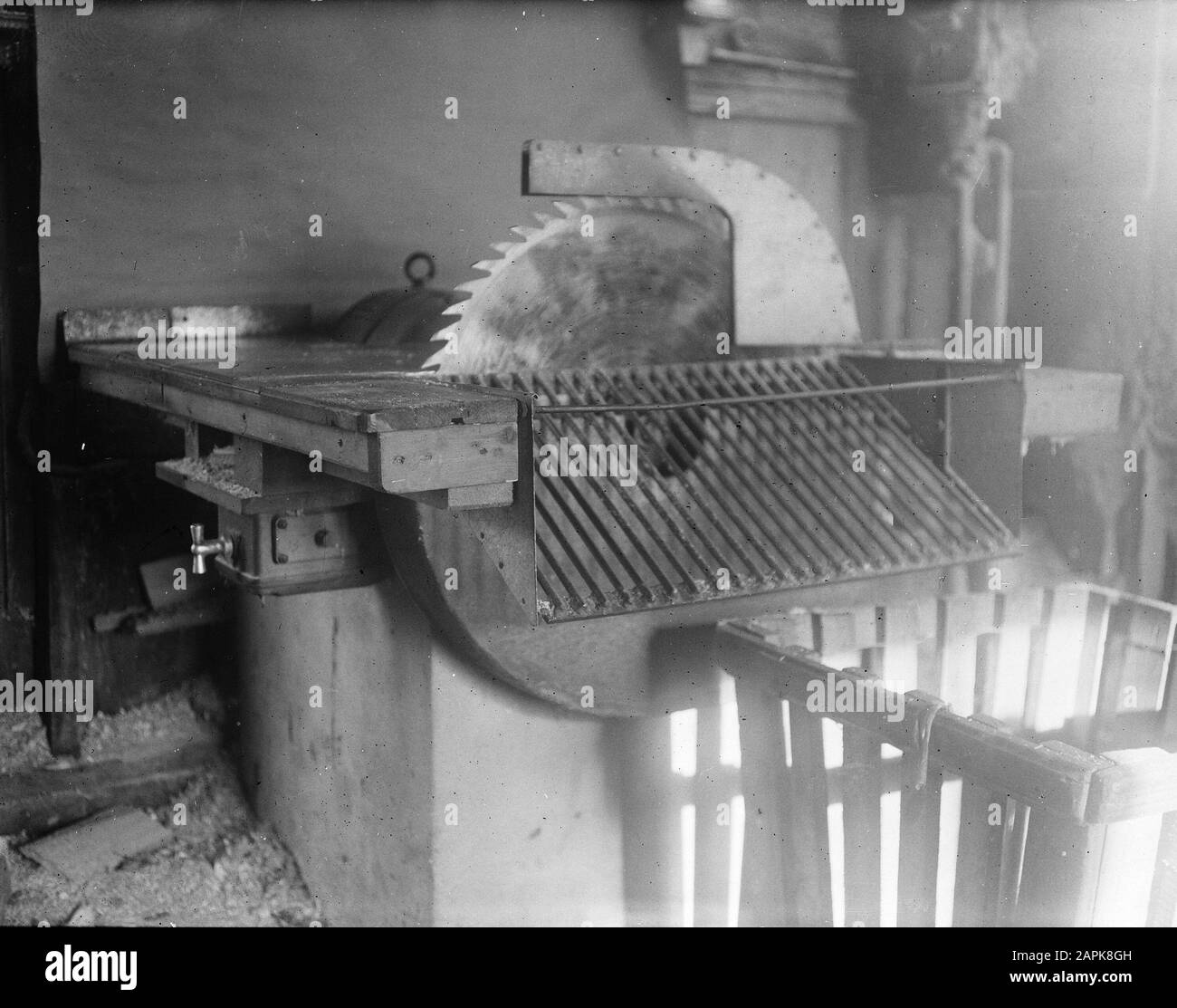 Saw mill blades Black and White Stock Photos & Images - Alamy