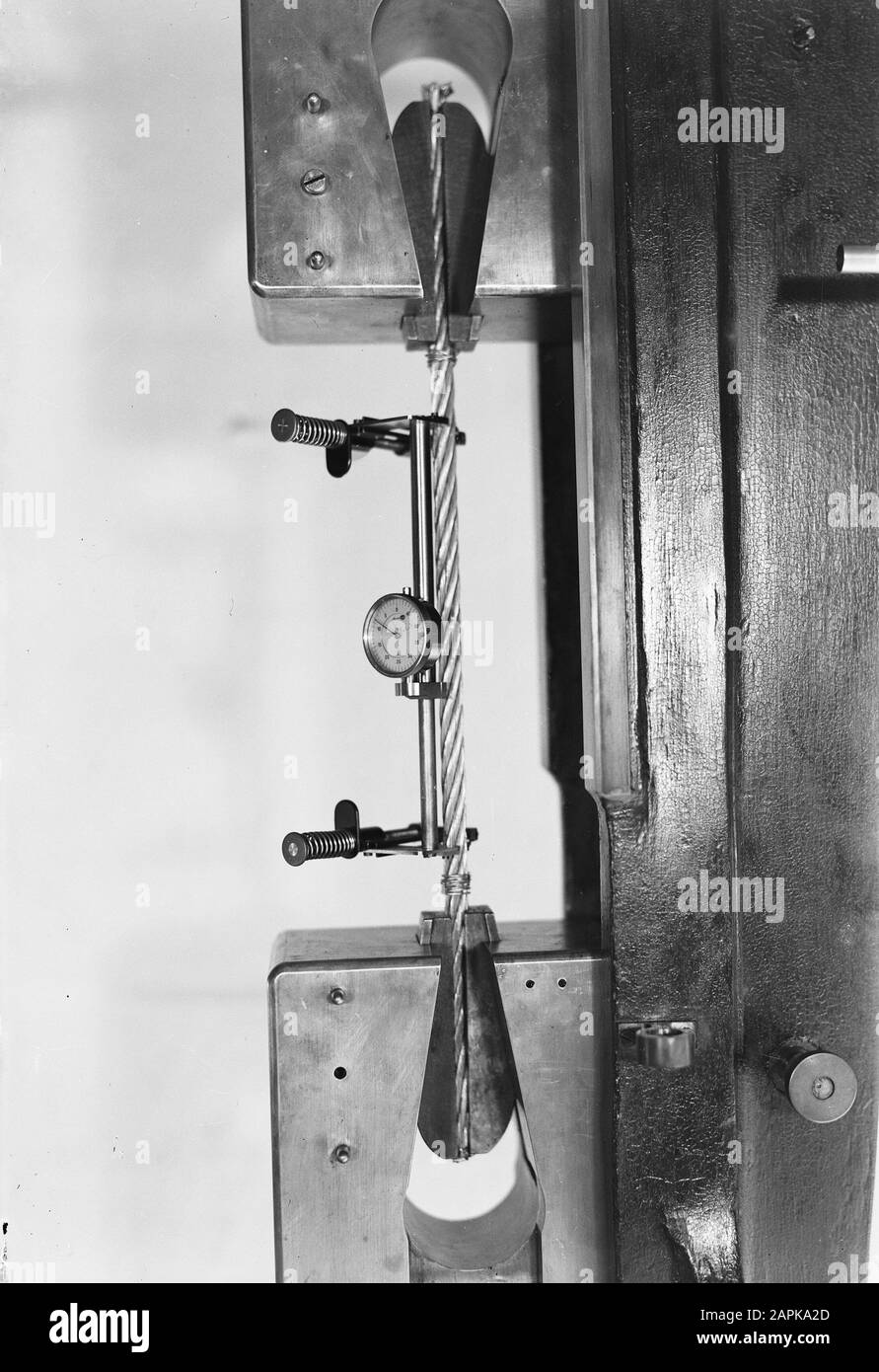 10x15 Steel wire Test machine Date: undated Keywords: machines, steel ...