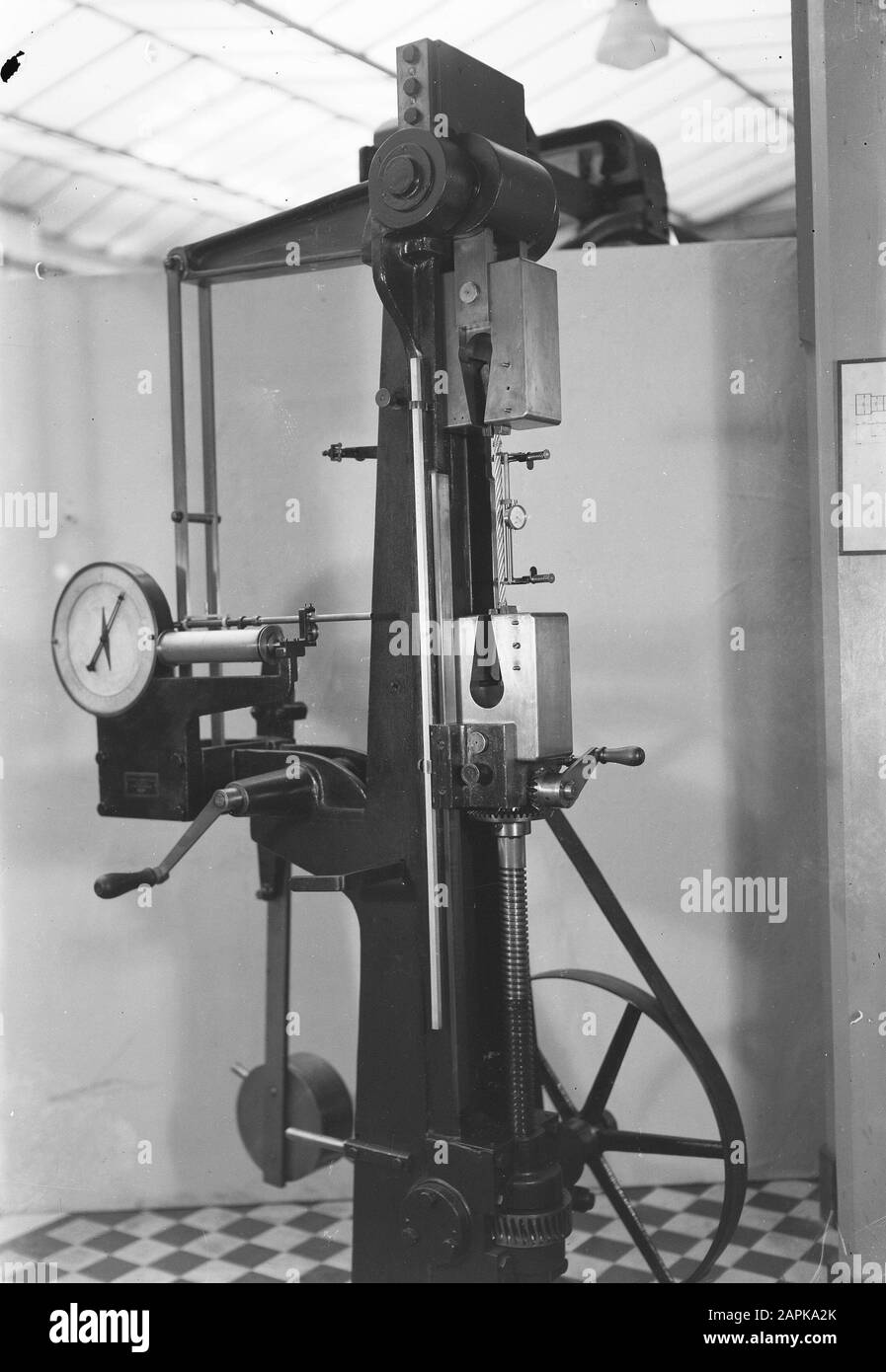 10x15 Steel wire Test machine Date: undated Keywords: machines Stock ...