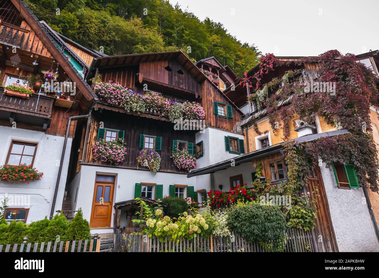 Scenic picture-postcard view of famous Hallstatt mountain village in ...