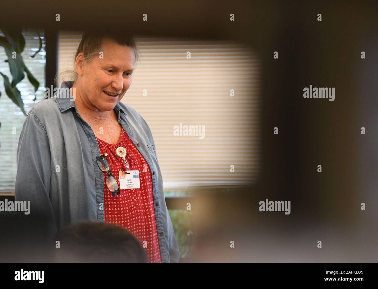 Library social worker 007 jpg hi-res stock photography and images - Alamy