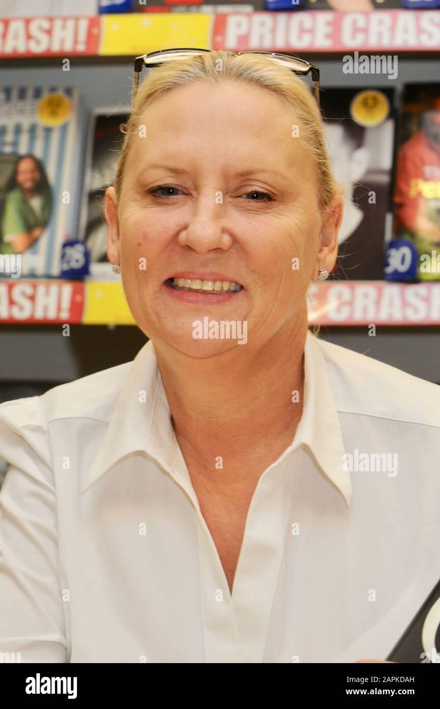 Martina cole hi-res stock photography and images - Alamy