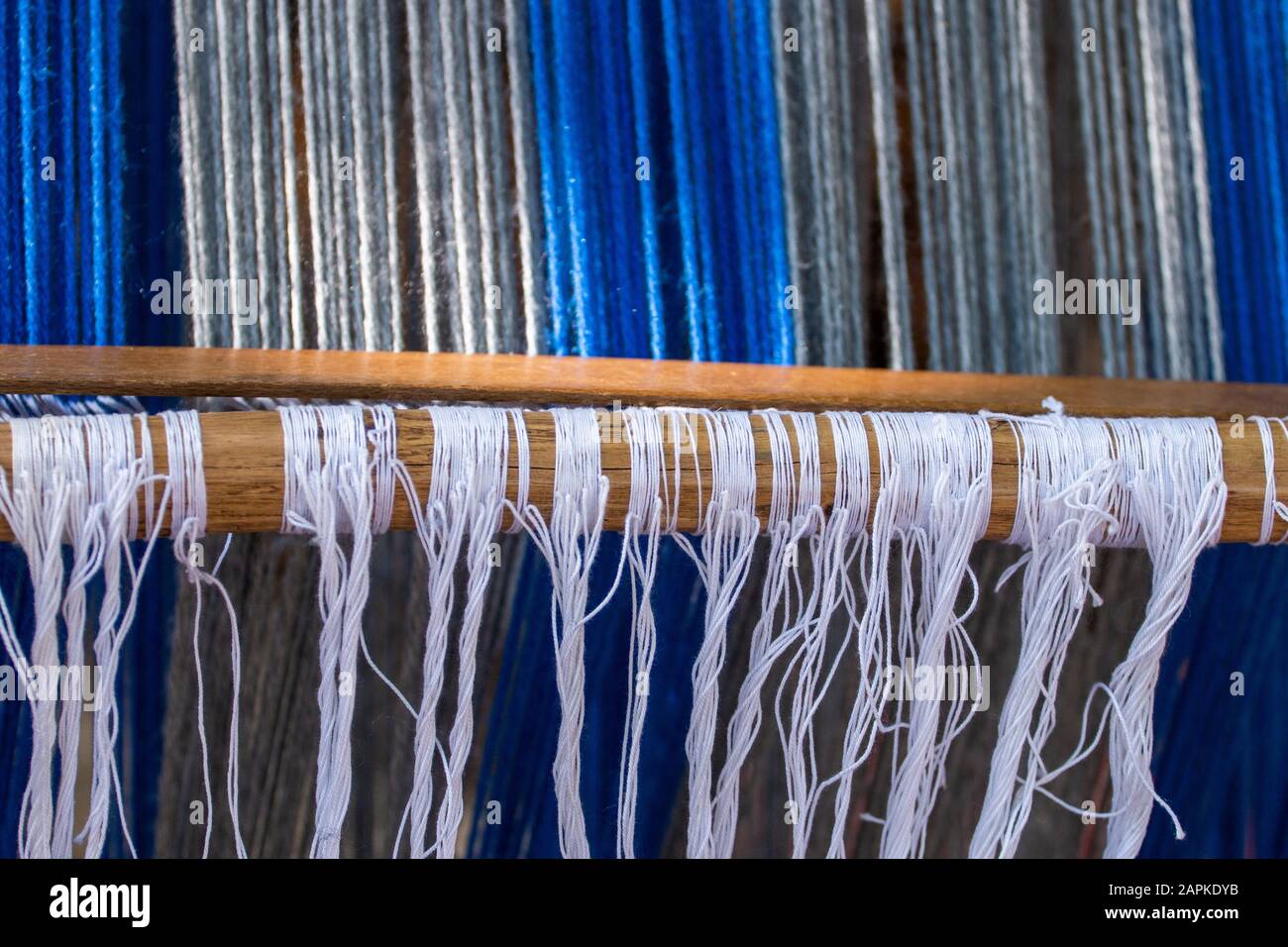 Medieval craftsman weave hi-res stock photography and images - Alamy