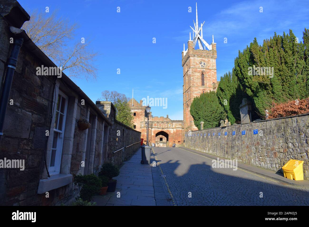 Scots church coat of arms hi-res stock photography and images - Alamy