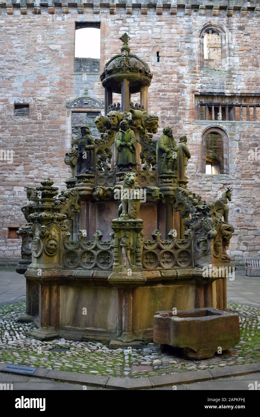 Scots church coat of arms hi-res stock photography and images - Alamy