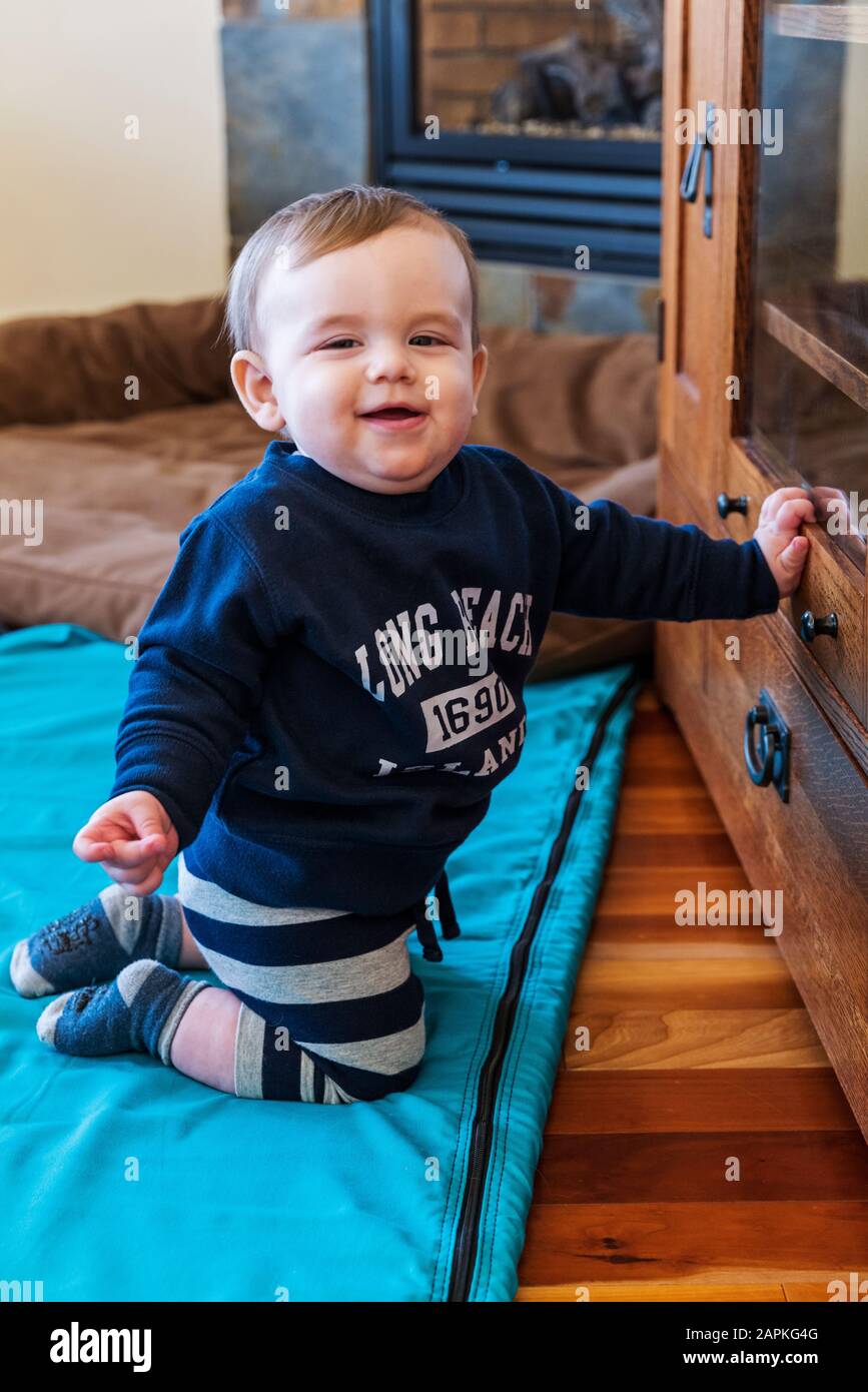 Happy seven month old baby boy Stock Photo - Alamy