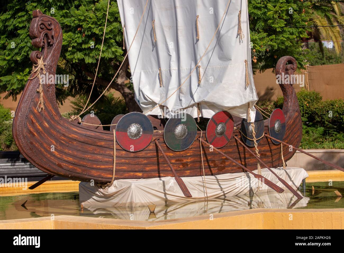 Medieval ship model hi-res stock photography and images - Alamy