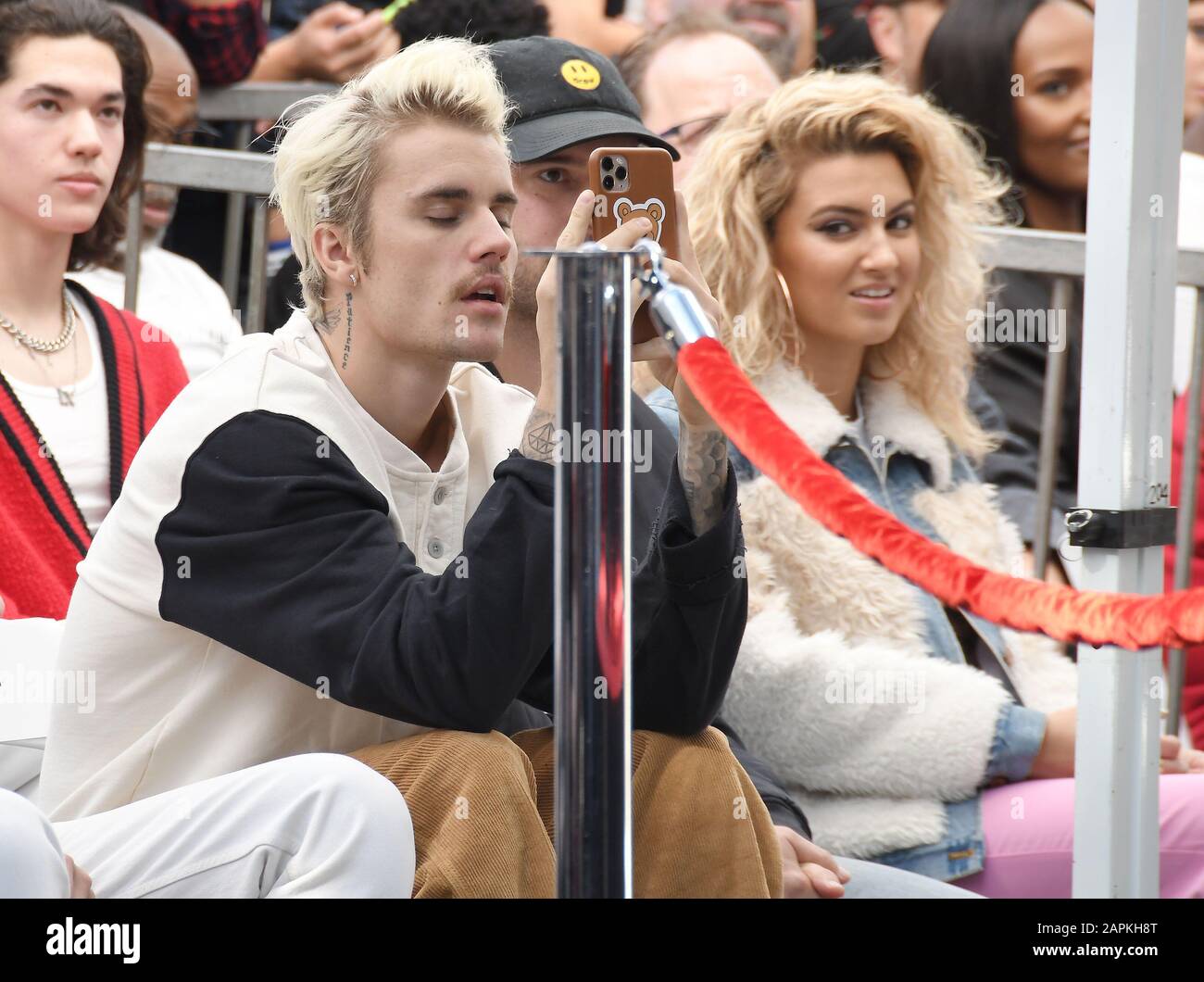 Los Angeles, USA. 23rd Jan, 2020. (L-R) Justin Bieber, Scooter Braun ...